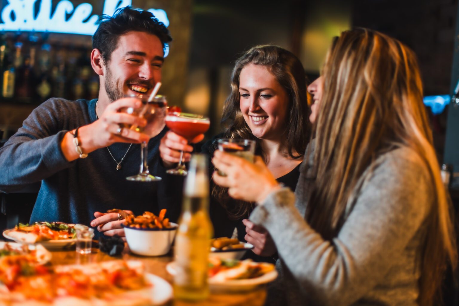 Happy Hour - Belushi's